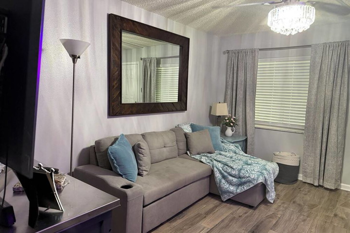 Stay Where You Play At Paradise Lakes! Sleeps Up To 4! - Land O' Lakes, FL