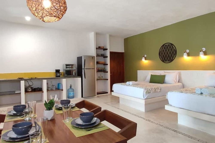 Sleeps 4, Kitchen, Terrace, 1 Block To Beach, C3 - Isla Holbox