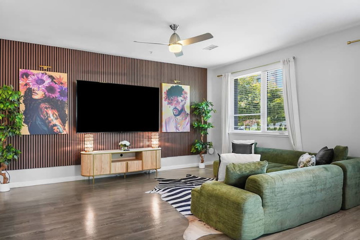 Luxury Condo 3b 2b King Bed Fully Furnished -Gym Pool - Palo Alto, CA