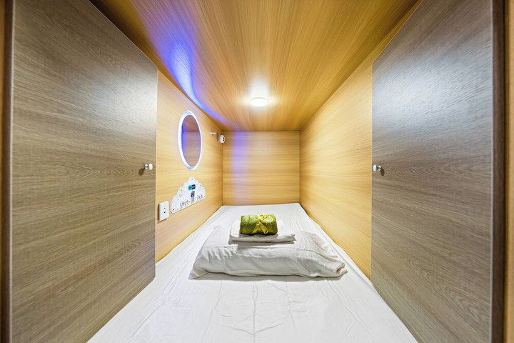 Paradise Pods - Surfers Paradise