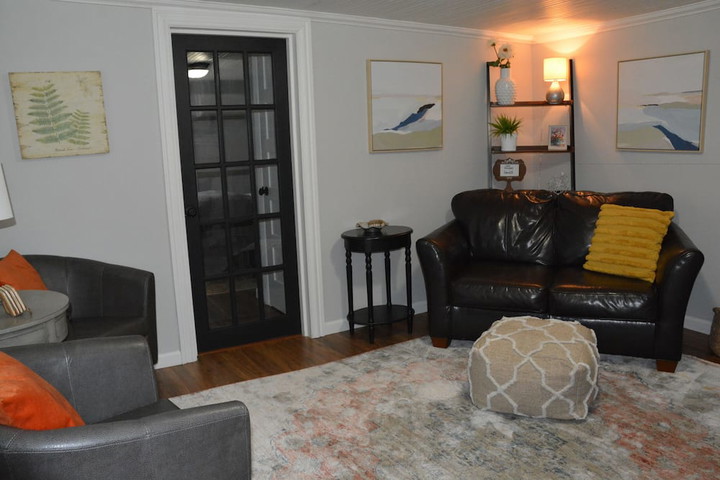 The Farmhouse Is Located In The Beautiful Mountains Of Western North Carolina. - Franklin, NC
