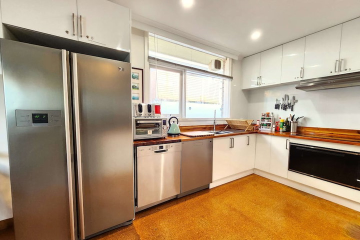 Spacious King Room 4 Near Shopping & Free Parking - Southland