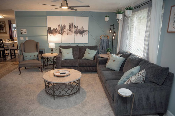 Fire Pit, Private Hot Tub + Workspace - Sleeps 7 - Dayton, OH