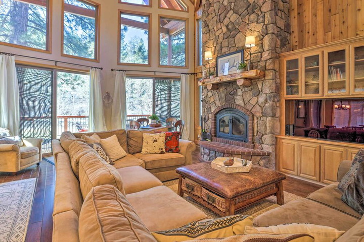 Walk To Ski Lift: Gem W/ Hot Tub In Big Bear Lake - California