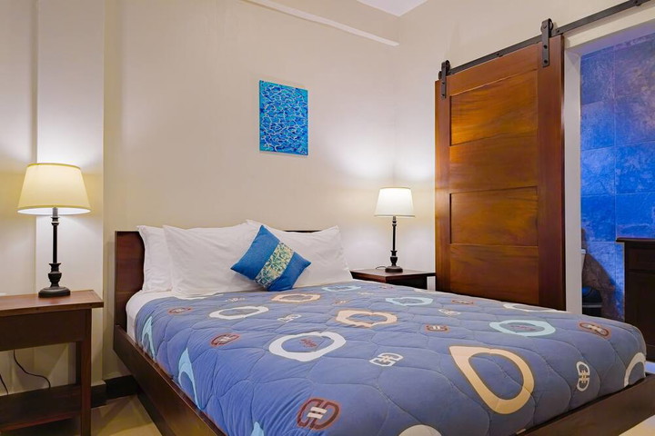 F6 Studio With Queen Bed (F6) - Placencia