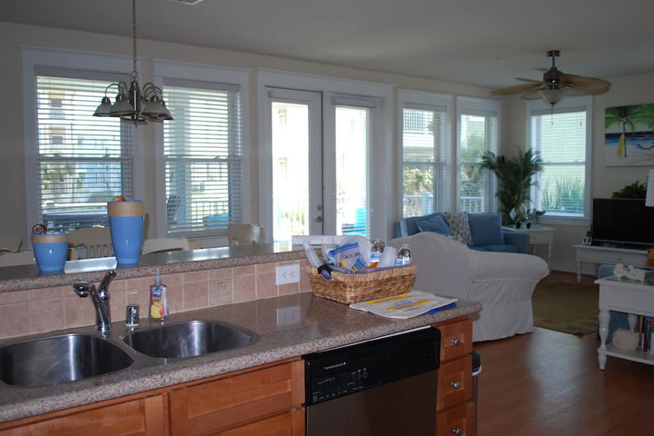 Beachfront And Steps Away From The Beach Club At Pointe West, Get Serenity Now - Galveston, TX