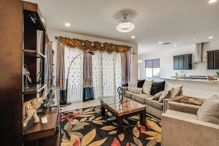 Wfh-friendly Queen Creek Retreat W/ Pool Access - Queen Creek, AZ