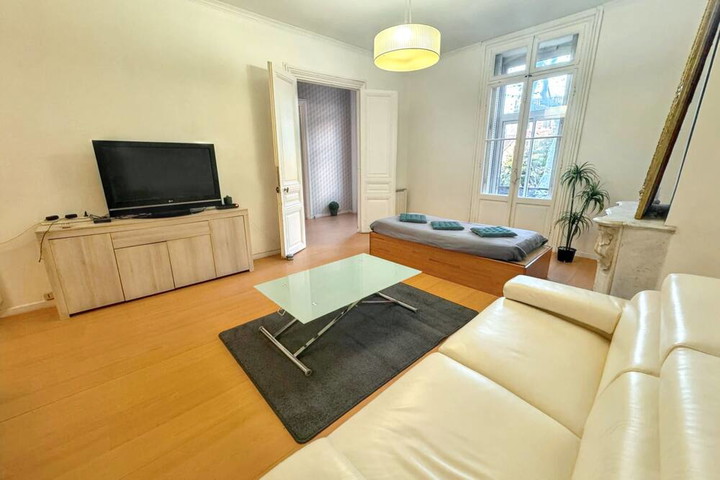 Homerez - Appartement In Narbonne - Narbonne