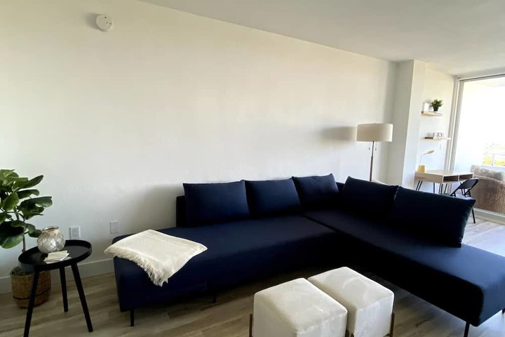 Renovated Oceanfront Condo At Ocean Manor:private Beach,tiki Bar,fort Lauderdale - Fort Lauderdale