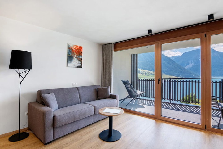 Residence Froy Wohnung 6  Seeblick, Whirlpool & Frühstück Inklusive - Reschen am See