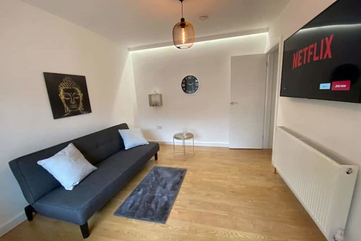 ⭐️Oxford⭐️ Modern Stylish Apartment Patio & Parking - Oxford