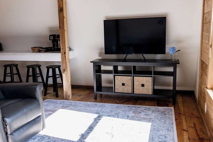 Cozy 1-bedroom Apartment With Wifi, Parking, And Keyboard In A Peaceful Setting. - Gresham, OR