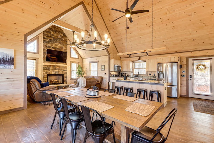 Cabin W/ Hot Tub & Sauna: 5 Mi To Dtwn Blue Ridge! - Blue Ridge, GA