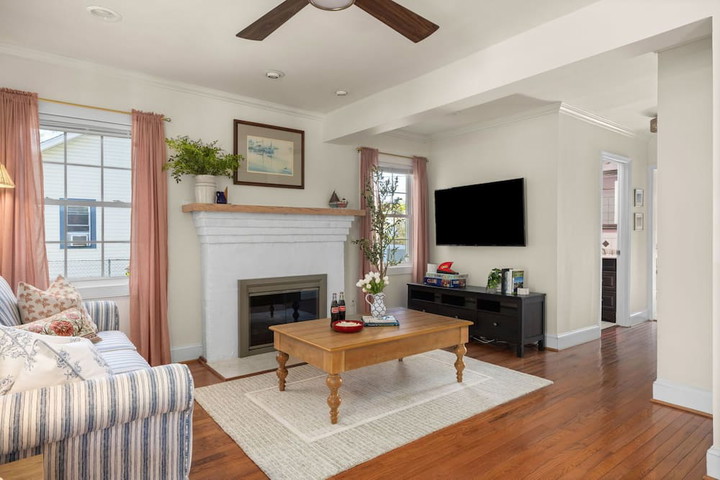 Charming Beach Cottage Near Cafés & Shops - North Beach, MD