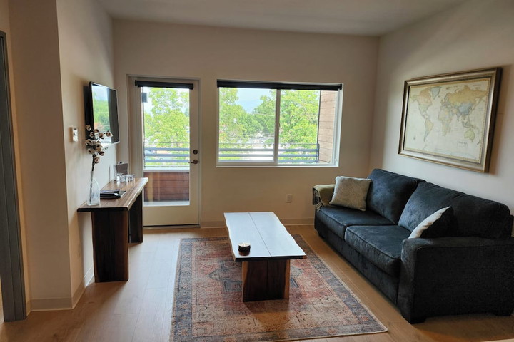 Downtown Bozeman, 1 Bedroom Condo With Extra Murphy Bed Or Office Space. - Bozeman, MT