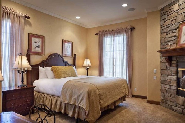 Amazing Villa In The Heart Of Big Bear Village! - ビッグ・ベアー・レイク, CA