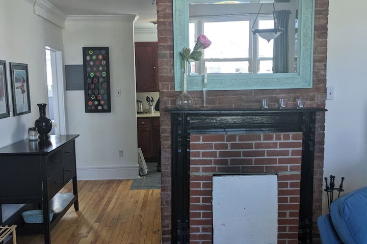 Downtown Executive W Fireplace & Location - Newfoundland and Labrador