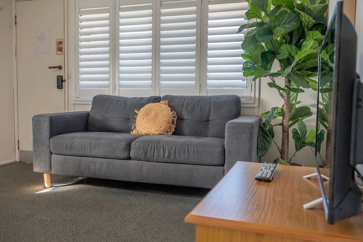 Pacific Sun ~ Two-bedroom Apartment ~ By The Beach - Bundaberg Central