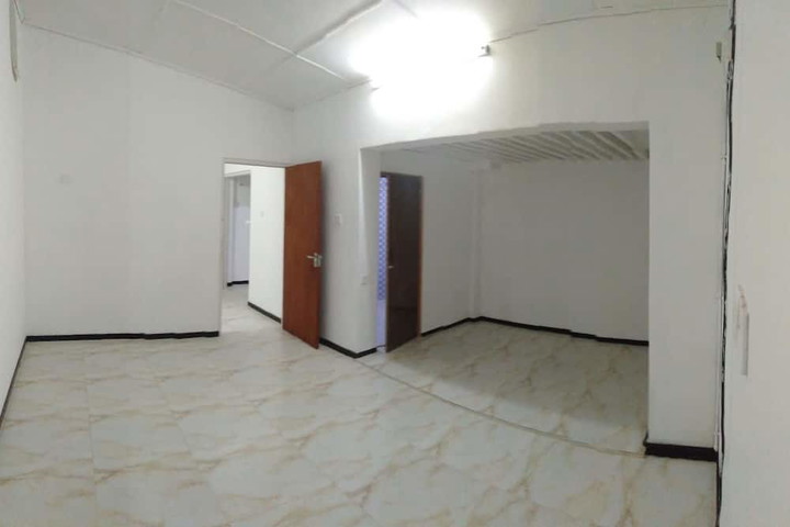 Nice House In Nice Neighbourhoo All The Rooms Can Be Locked With Keys - Colombo