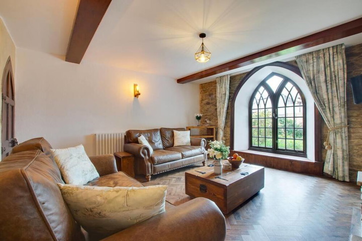 2 Bed In Porthleven (Oc-p00897) - Porthleven