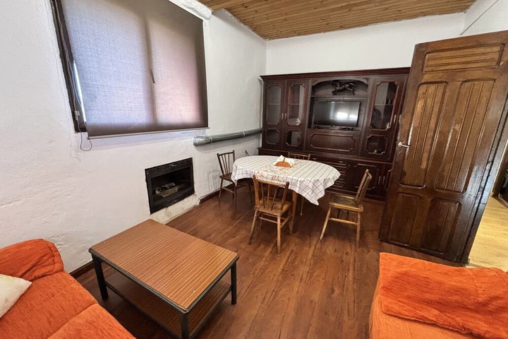 Casa Villafeile, De Montaña Con Linde A Los Ancares En La Zona Del Bierzo, - Balboa