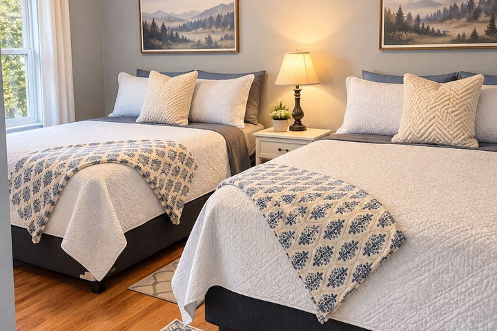 Cozy Hideaway On Main, Farmhouse Unit - Deadwood, SD