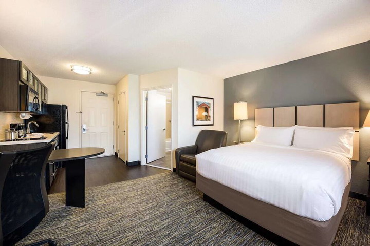 Family-friendly Stay | Kitchens Near Freedom Trail & Quincy Market | 3 Units - Quincy, MA