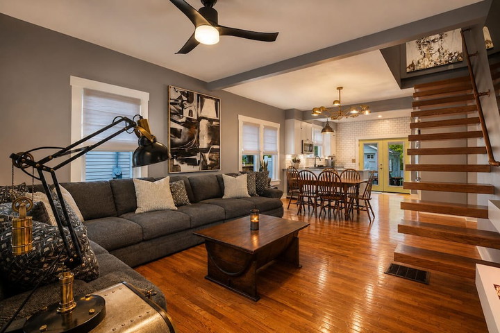 Luxury Modern 30+ Day Bungalow. Walk Downtown. Hot Tub. Pet Friendly - Yellow Springs, OH