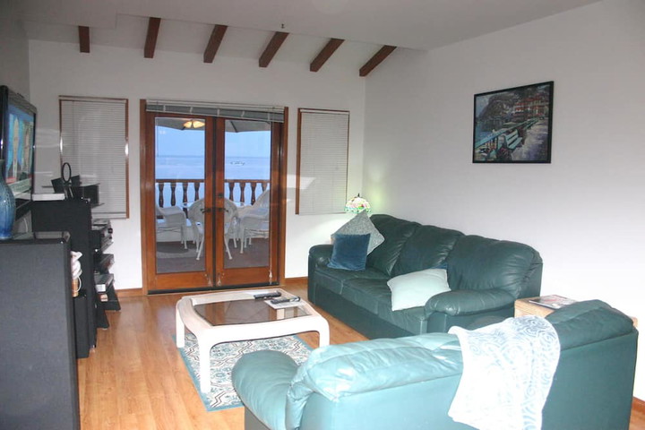 Hamcove Bestbldg Best View/oceanfront/ Golfcart/ Smart Tv A/c,25 Yards To Ocean! - Avalon, CA