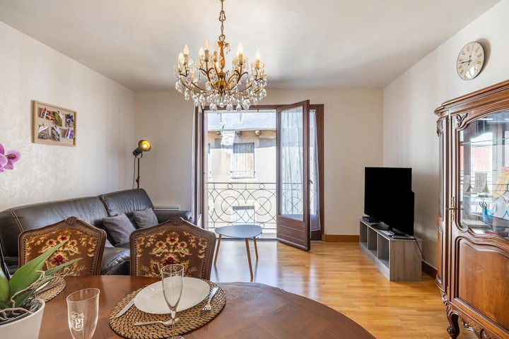 Appartement De Vacances "Gîte L'odyssée" Avec Balcon Et Wi-fi - Espalion
