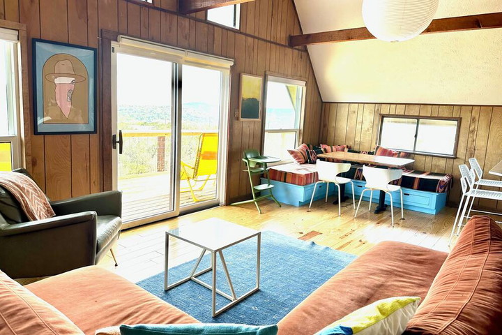 Design-forward Frio Cabin With Epic Views & Pool - Concan, TX