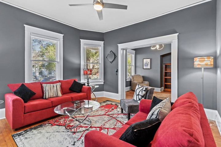 Showstopper 3 Bd Heart Of Downtown Historic District. No Cleaning Fee! - Wilmington, NC