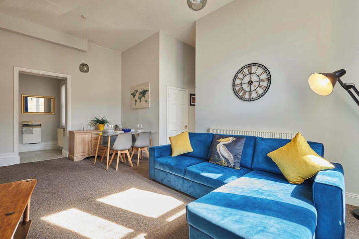 Host & Stay | Flat 2 Club Chambers - Malvern