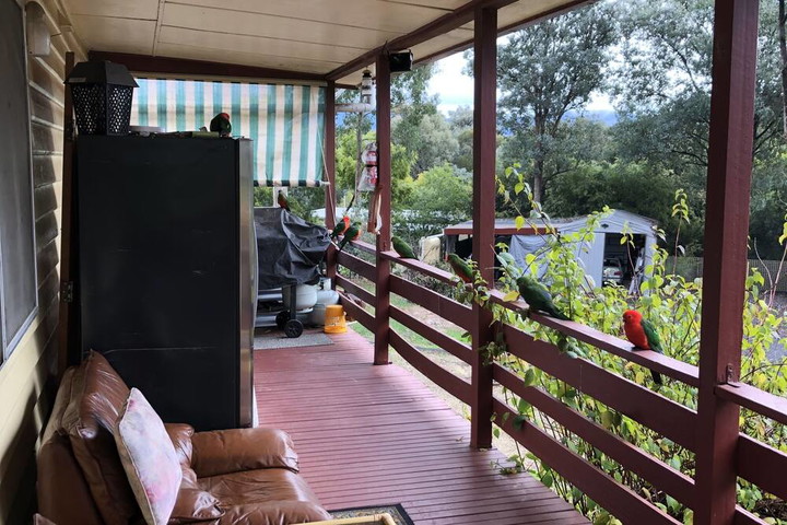 Plough Cottage Is A Charming And Cozy Getaway For The Family At A Cheap Price - Jamieson