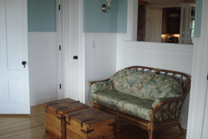 Historic Home Across From Monument Beach, Central A/c - Falmouth, MA