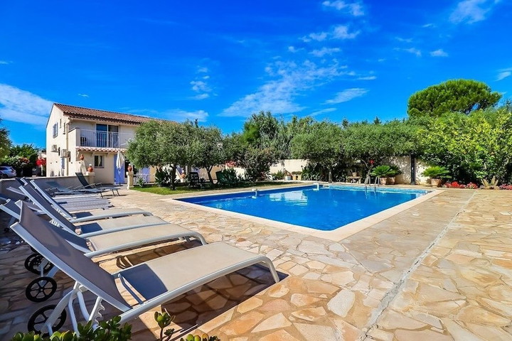 Côté Oliviers 6p - Appt Avec Piscine Partagée - Beaucaire