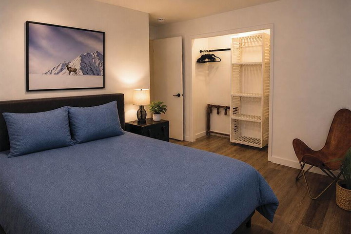 Cute, Newly Remodeled 2+1 Bedroom Home. Incredible Location In Whitefish. - Whitefish, MT