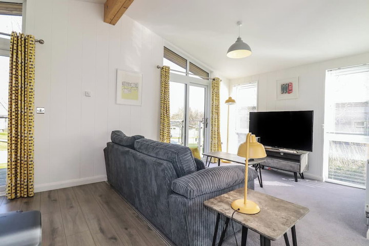 11 Meadow Retreat, Romantic, Luxury Holiday Cottage In Dobwalls - 