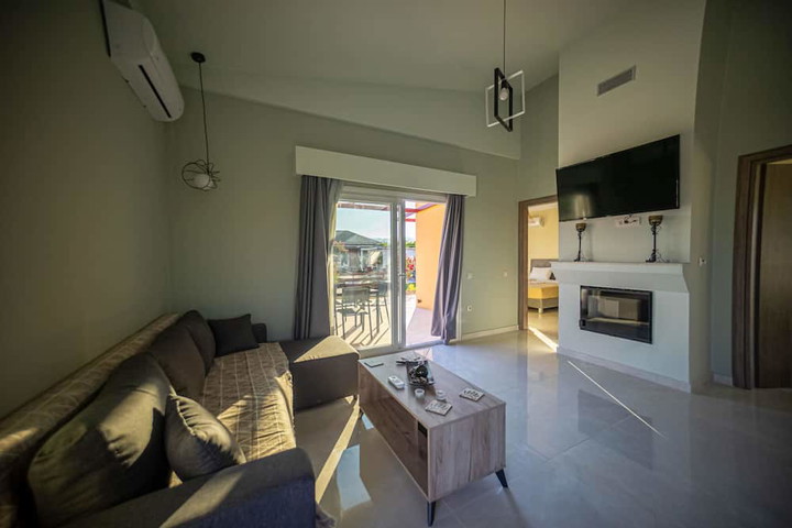 Villa In A Green Vineyard - Zante