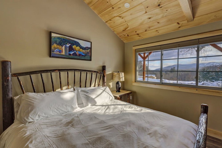Studio Suite #1 At The Lodge | Minutes From Sunapee Harbor & Mount Sunapee - Sunapee, NH