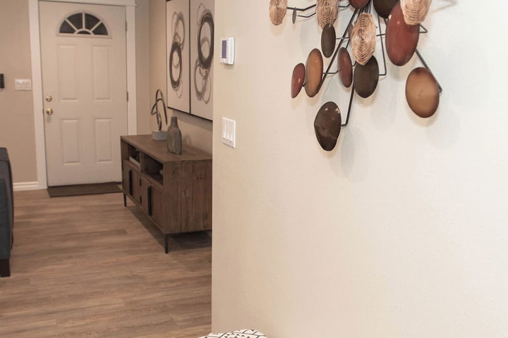 La Casa Del Sol, 2-bed House, Border Claremont - Rancho Cucamonga, CA