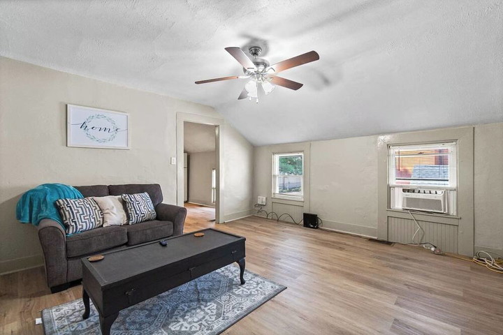 1br Pet-friendly Apartment | Near Downtown Fort Wayne - Fort Wayne, IN