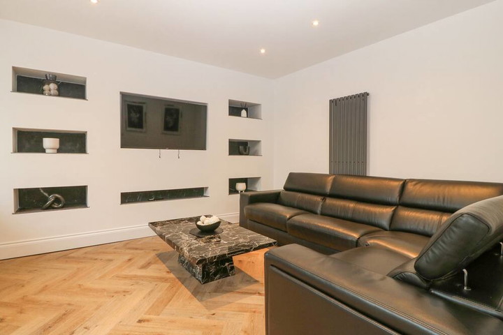 Park View, Pet Friendly, Country Holiday Cottage In Llandudno - Colwyn Bay