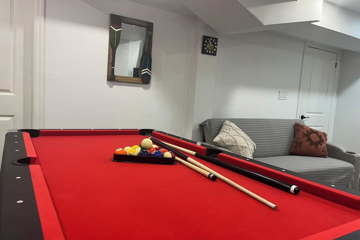 Cozy1bedroom Guest Suite(1queen Bed+1 Double Sofa Bed,1floor Mattress (5guests) - Ontario