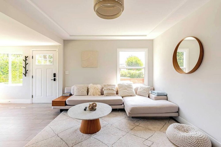 The Cozy California Bungalow - Hawthorne, CA