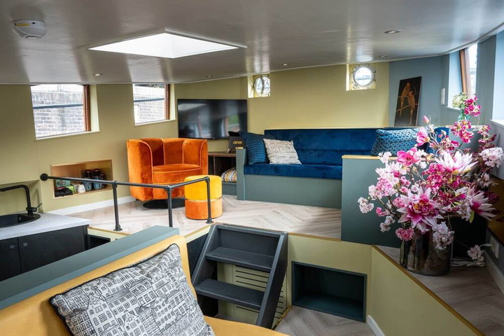 Luxurious Wellness Houseboat - Captains Cabin - Amsterdam