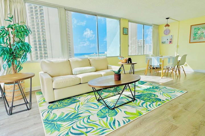 Nice Ocean View 1bed Room, Full Kitchen, Near Waikiki Beach! Rooftop Pool&bbq. - Kailua, HI