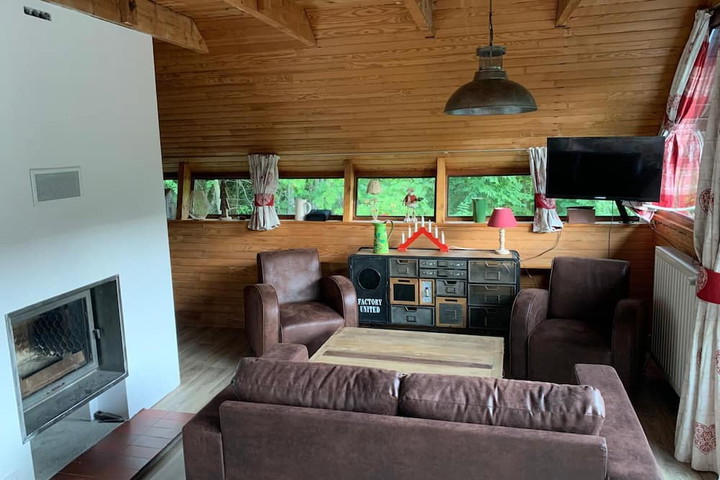 Chalet De Charme Avec Vue Panoramique Exceptionnelle Sur Les Volcans Dauvergne - Mont-Dore