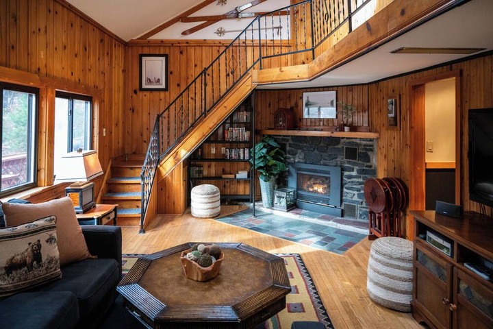 New To Vrbo Bumble Bear Inn In Bolton Landing - Bolton Landing, NY