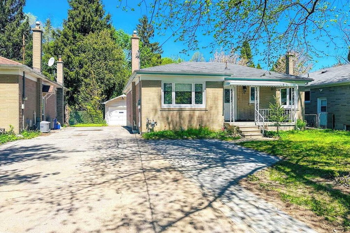 Newly Renovated 2 Bedroom Suite Lower Level. - Vaughan